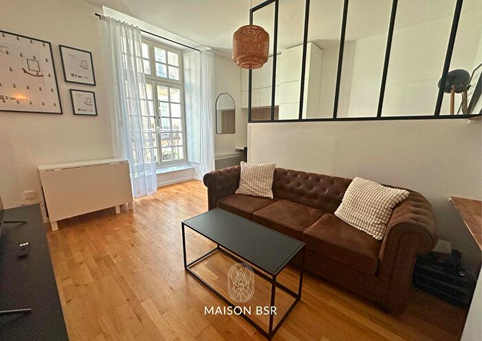 Appartement 1 pièce à Nantes, Centre-ville, à louer