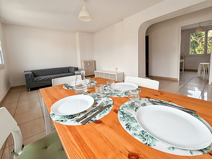 Appartement à louer - Quartiers Centre, Thabor, Oberthür - 4 pièces - 3 chambres