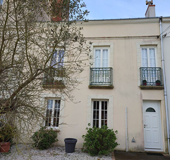Maison 10 pièces à vendre - Paimbuf, Paimboeuf