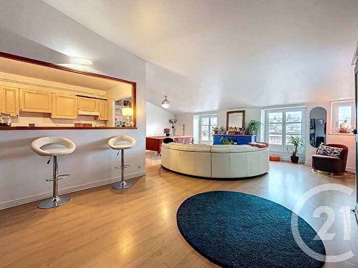 Appartement à vendre - Le Puy-en-Velay, Centre-ville - 4 pièces - 3 chambres