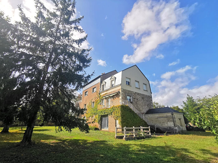 Maison à vendre - Saint-Hilaire-Saint-Florent, Saint-Hilaire - 8 pièces - 5 chambres