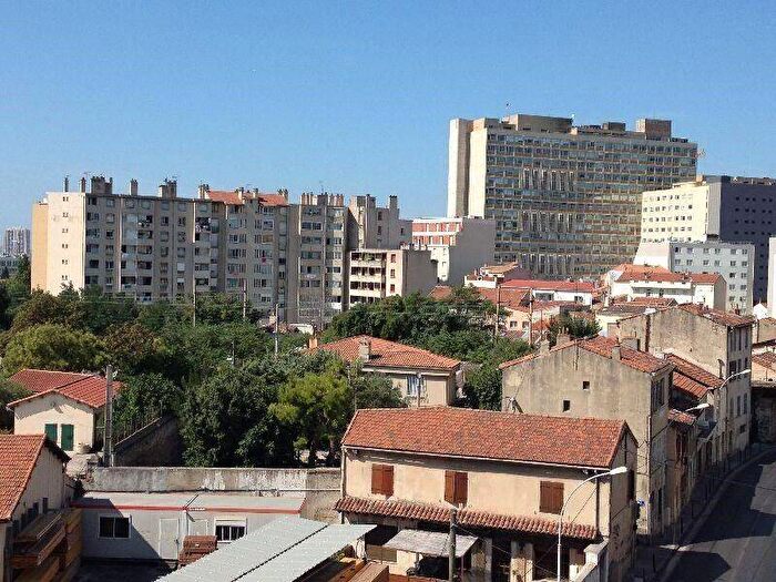 Appartement à louer - Saint Pierre, Marseille ème arrondissement - 3 pièces - 2 chambres