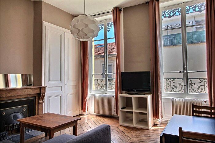 Appartement à louer - Brotteaux, Lyon ème arrondissement - 2 pièces - 1 chambre