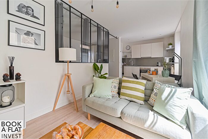 Appartement 2 pièces à Paris 17ème, Legendre, Lévis, à vendre