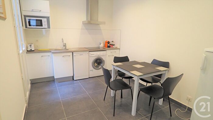 Appartement 2 pièces à Nice, Garibaldi, à louer