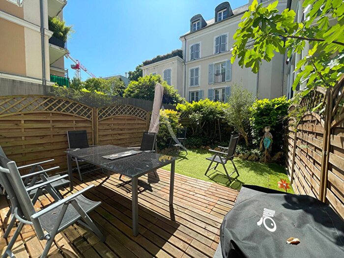 Maison 5 pièces à Architecte, Le Plessis-Robinson, à louer
