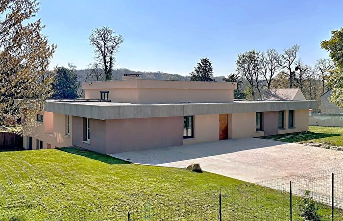 Maison 9 pièces à vendre à Fontainebleau, Provenceaux, Carmel