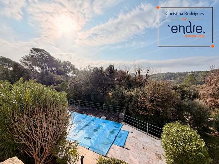 Maison à vendre - Lorgues - 6 pièces - 5 chambres