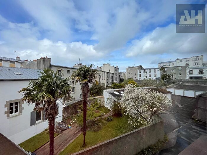 Appartement à louer - Brest, Saint-Marc, Kérampéré - 2 pièces - 1 chambre
