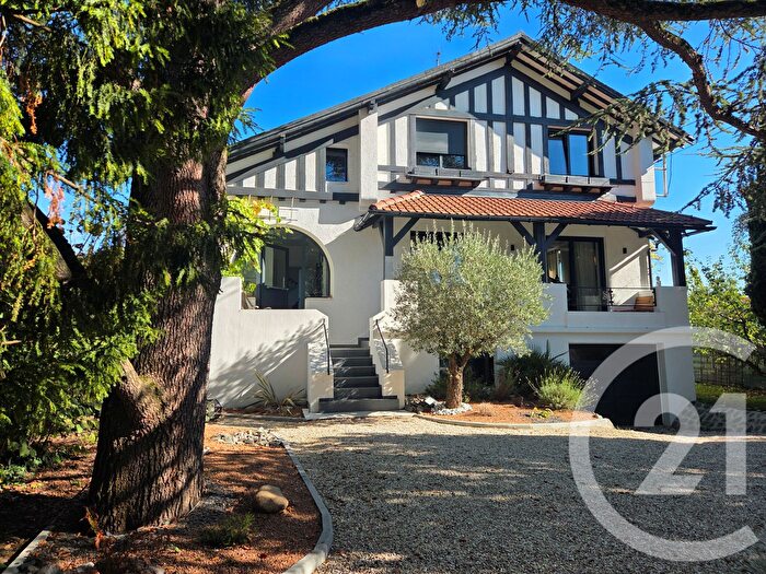 Maison à vendre - Châteauroux, Le Lac, Saint-Jean - 7 pièces - 4 chambres