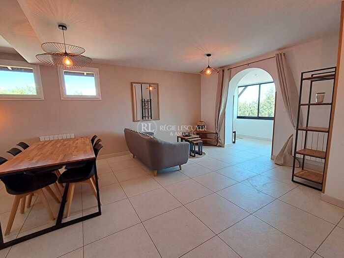 Appartement 4 pièces à Saint-Jean-des-Vignes, à louer