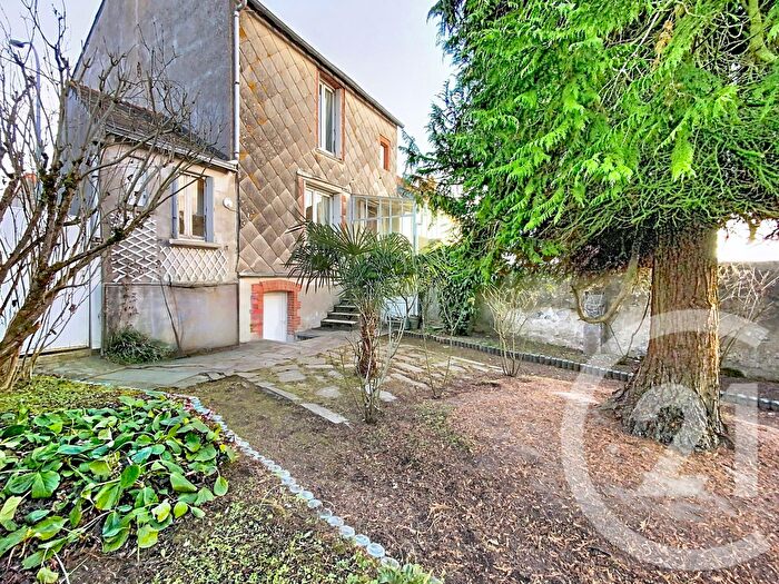 Maison à vendre - Cholet, Bretagne - 4 pièces - 2 chambres