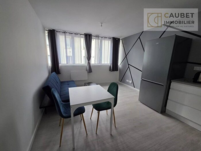 Appartement à louer - Secteur Pavillonnaire, Bagnères-de-Bigorre - 3 pièces - 1 chambre