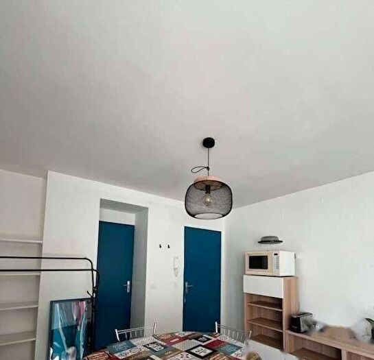 Appartement 1 pièce à Centre, Rennes, à louer