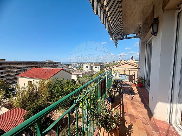 Appartement 3 pièces à vendre - Nice, Corniche Fleurie
