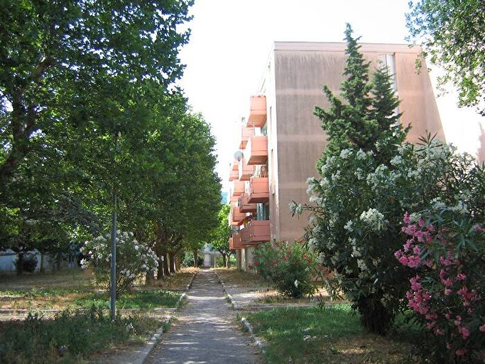 Appartement à louer - Montfavet, Avignon - 3 pièces