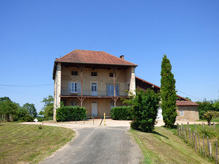 Maison à vendre - Chavannes-sur-Reyssouze - 9 pièces - 6 chambres