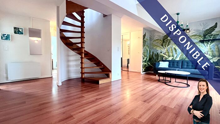 Appartement à louer - Quimper, Locmaria, Tourelle, Kervir - 2 pièces - 1 chambre