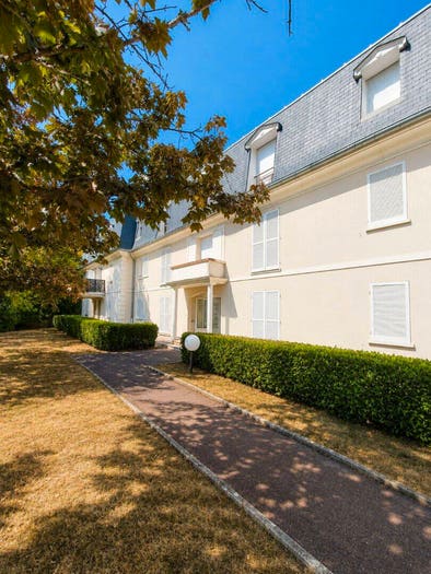 Moret-Loing-et-Orvanne : Appartement 1 pièce à louer