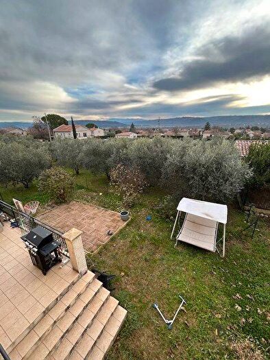 Maison à louer - Villeneuve - 4 pièces - 3 chambres