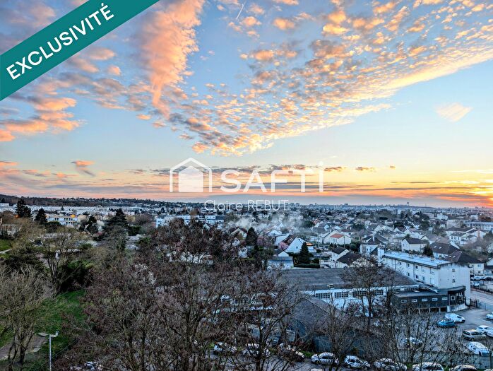 Appartement à vendre - Livry-Gargan, Centre-ville - 3 pièces - 2 chambres