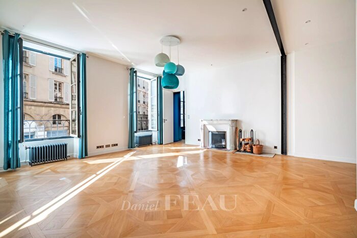 Appartement à vendre - Paris e , Odéon, Mabillon - 6 pièces - 4 chambres