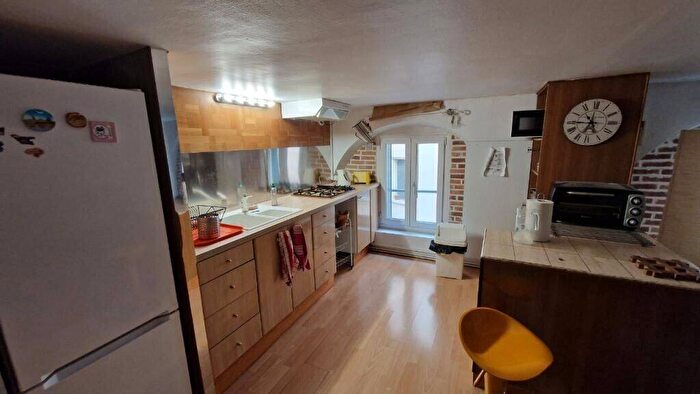 Appartement à louer - Ainay, Lyon ème arrondissement - 3 pièces - 2 chambres