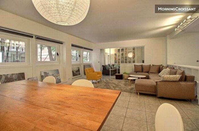 Appartement à louer - Citroën-Boucicaut, Paris ème arrondissement - 6 pièces - 4 chambres