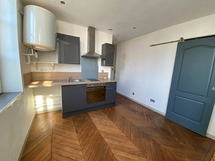 Appartement à louer - Centre Ville, Amiens - 1 pièce - 1 chambre