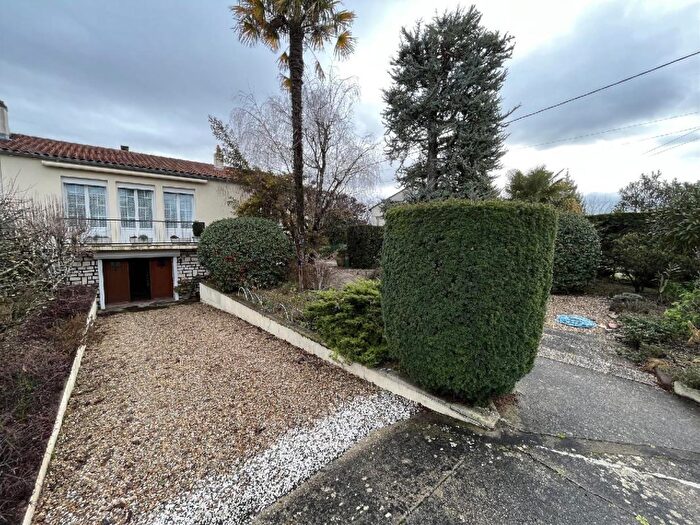 Maison à vendre - Merpins - 5 pièces - 4 chambres