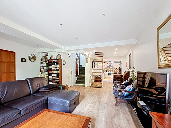 Créteil, Bords de Marne : Maison 8 pièces à vendre