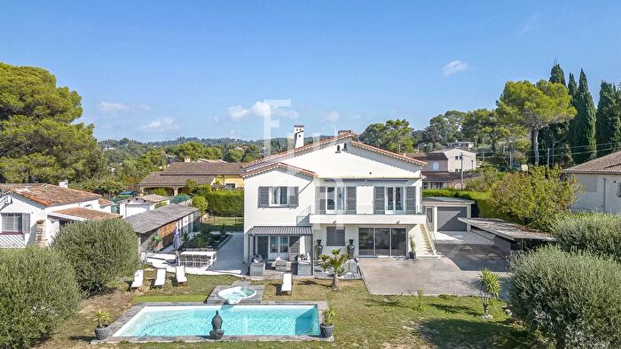 Maison 8 pièces à vendre - Mougins, Le Colombier, Colombe, Cabrières, Le Bordé