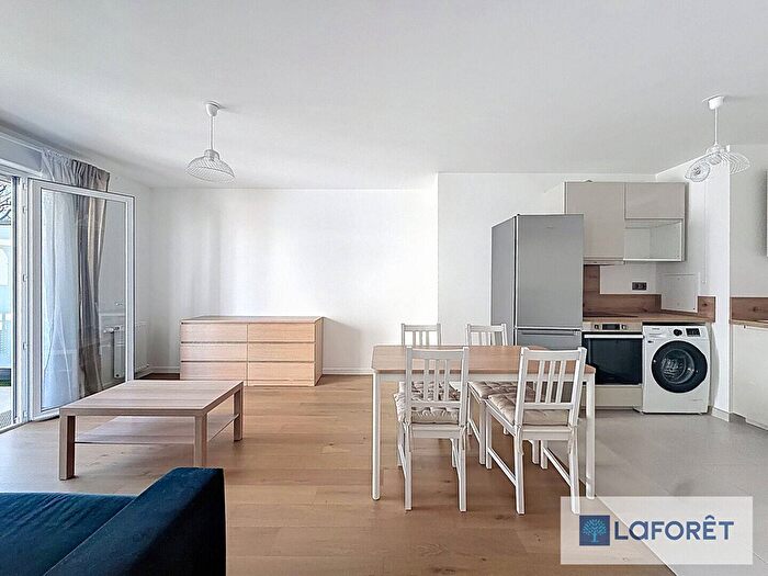 Appartement à louer - Gambetta, Le Plessis-Trévise - 2 pièces - 1 chambre