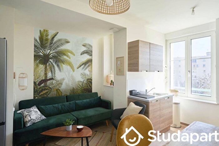 Appartement à louer - Saurupt-Clémenceau, Nancy - 1 pièce - 1 chambre