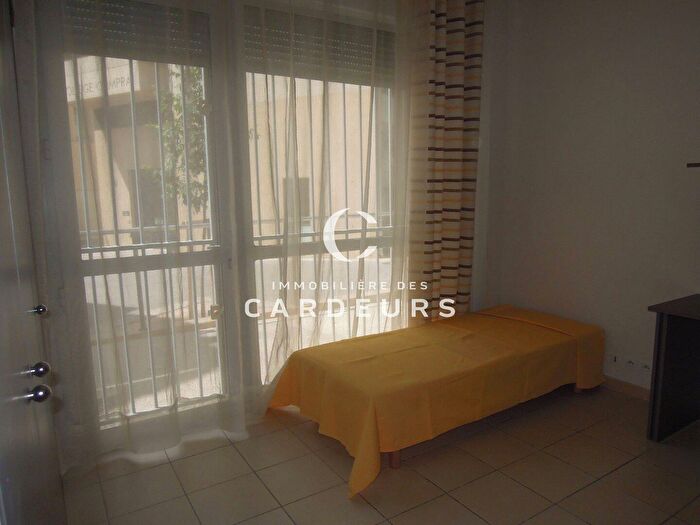 Appartement à louer - Centre Ville, Aix-en-Provence - 1 pièce