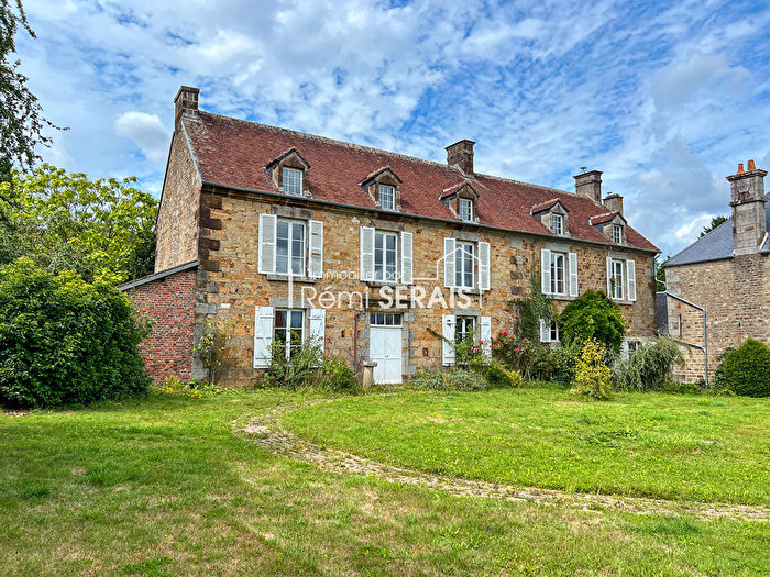 Maison à vendre - Rânes - 12 pièces - 5 chambres