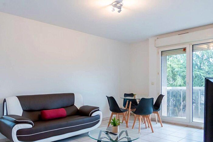 Appartement à louer - Annemasse - 3 pièces - 2 chambres