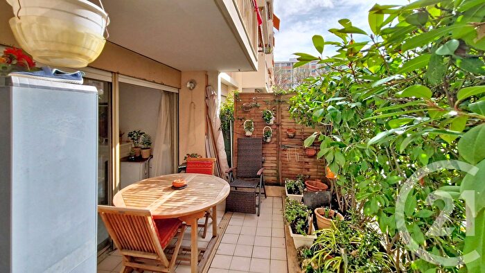 Appartement à vendre - Cagnes-sur-Mer, Le Cros de Cagnes, Les Vespins - 2 pièces - 1 chambre