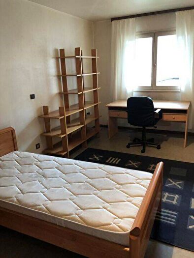 Neudorf Est Centre, Strasbourg - Appartement 1 pièce à louer
