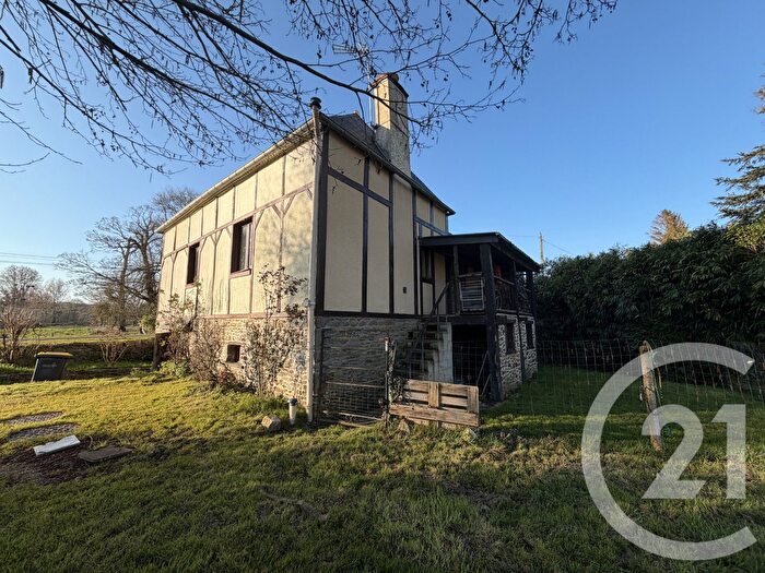 Maison à vendre - Bazouges-la-Pérouse - 5 pièces - 3 chambres