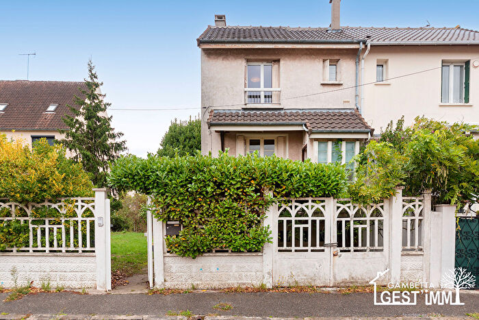 Maison à vendre - Massy, Pileu, Graviers, Vilmorin, Square de Clos de Villaine - 4 pièces - 3 chambres