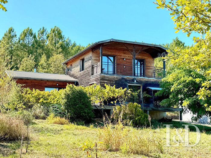 Maison à vendre - Saint-Paul-le-Jeune - 6 pièces - 4 chambres