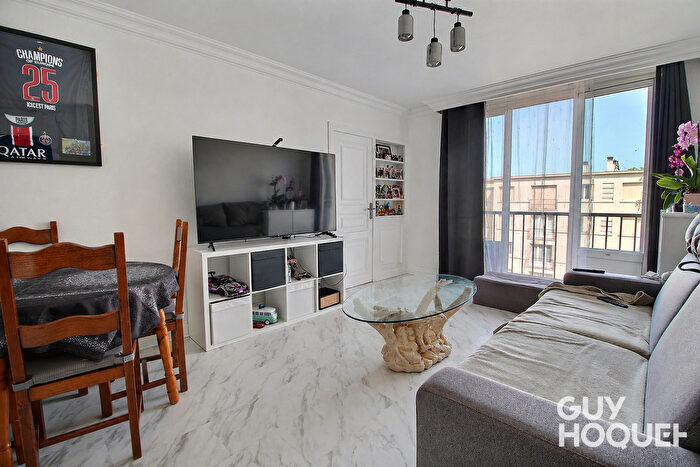 Viry-Châtillon, Le Plateau : Appartement 3 pièces à vendre