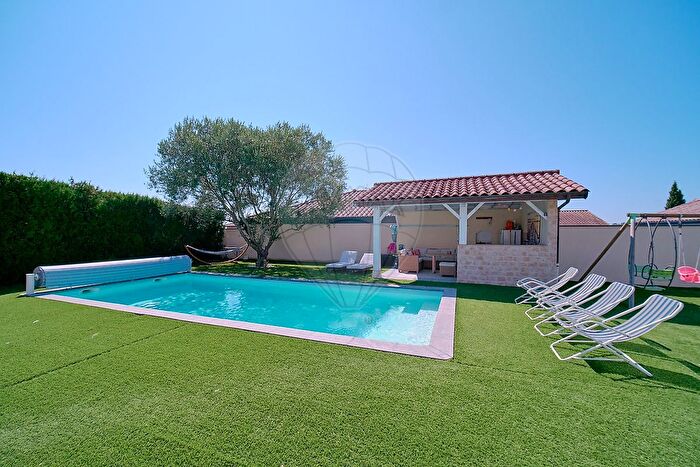 Maison à vendre - Saint-Étienne-des-Oullières - 6 pièces - 5 chambres