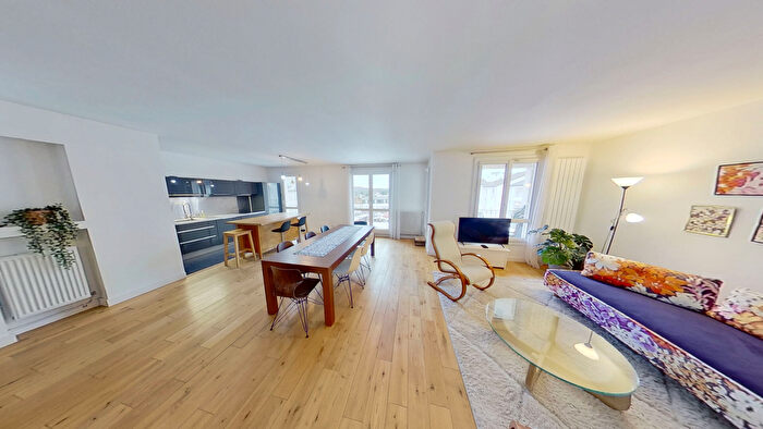 Appartement à louer - Garches, Centre-ville, Mairie - 3 pièces - 2 chambres