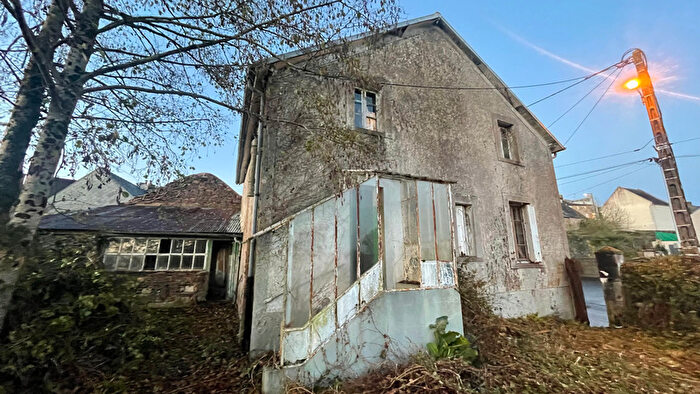 Maison à vendre - Uzel - 7 pièces