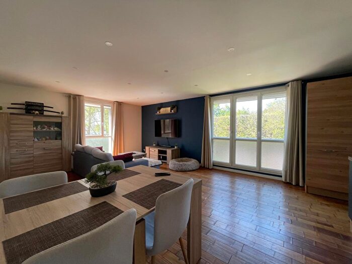 Cachan, Centre-ville - Appartement 4 pièces à vendre