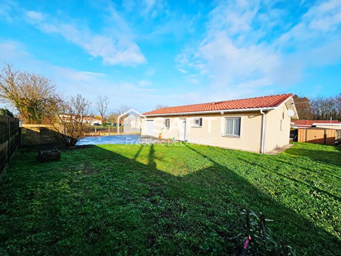 Maison à vendre - Avensan - 4 pièces - 3 chambres