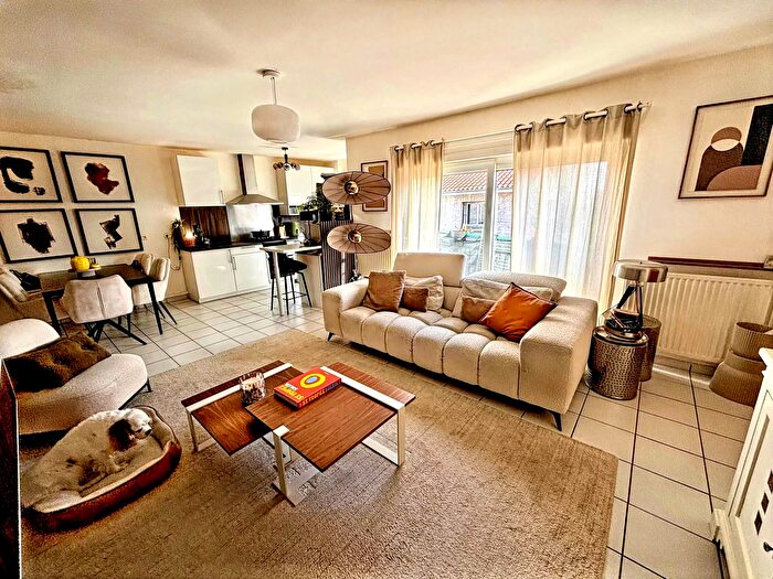 Appartement à vendre - Saint-Maurice-de-Lignon - 5 pièces - 3 chambres