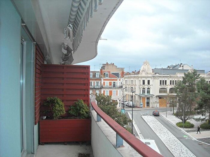 Appartement à louer - Vichy, Coeur de Ville - 2 pièces - 1 chambre